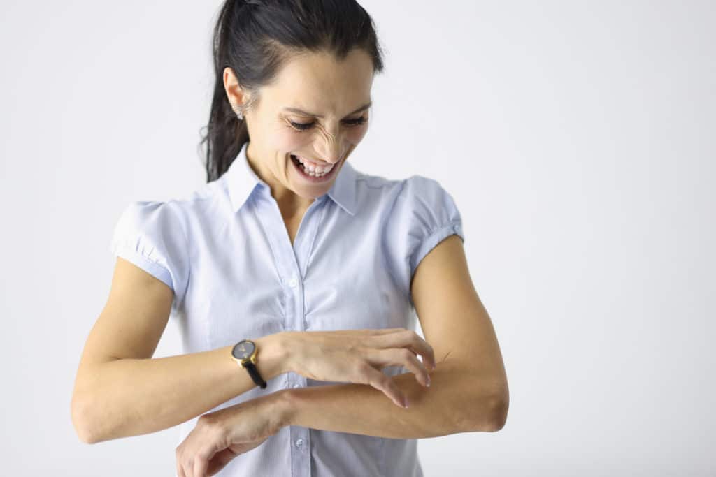 Mycose de peau sein, cuisses, aisselles (Intertrigo) - Dr Learnycare